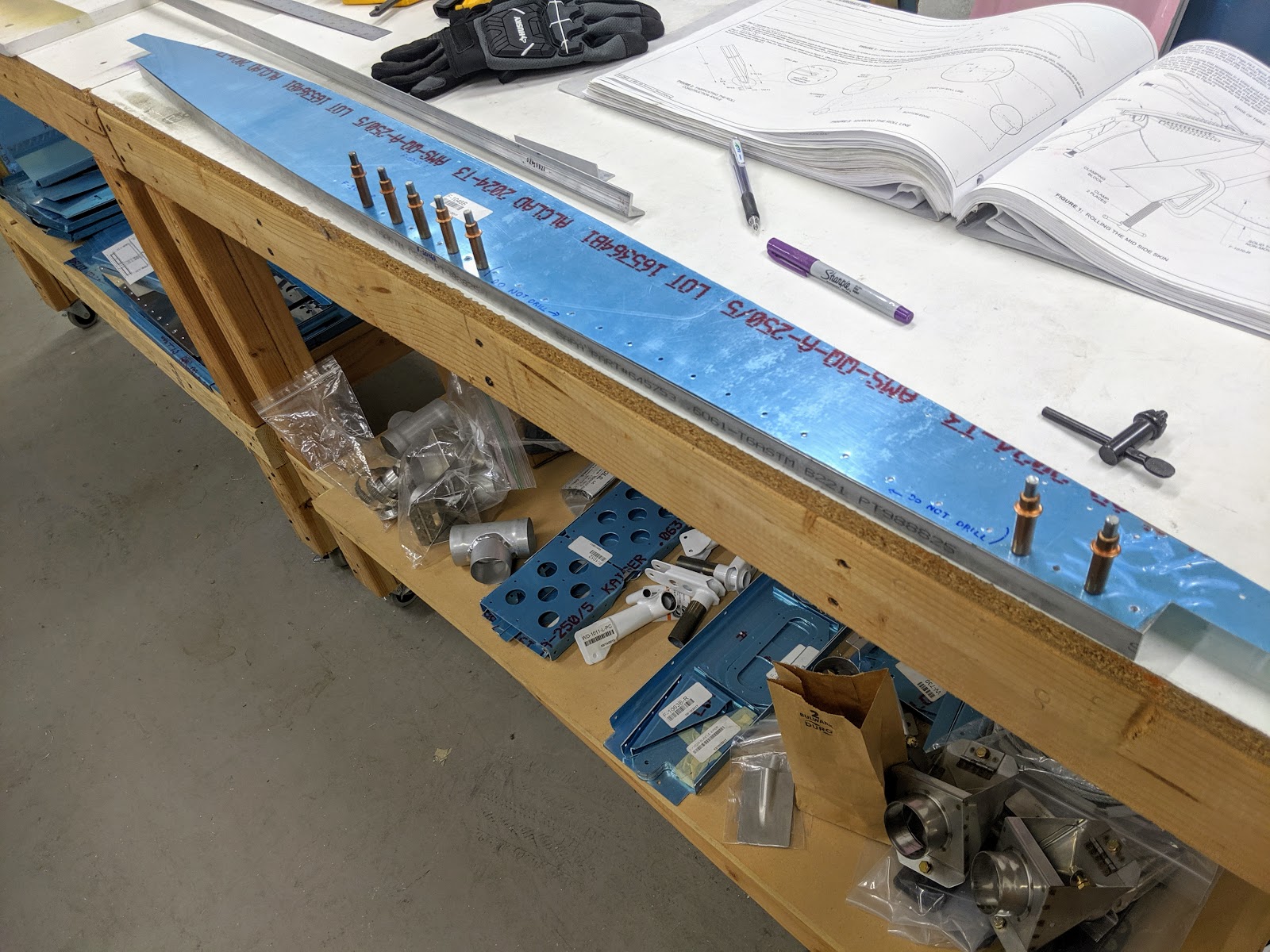 Damazio family's RV-10 project: Fuselage longeron work