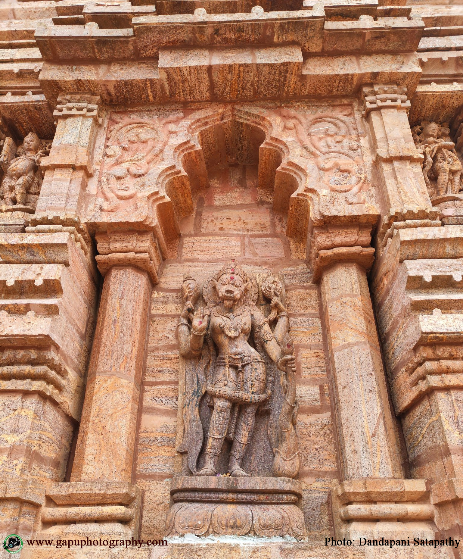 Maa Taratarini Temple