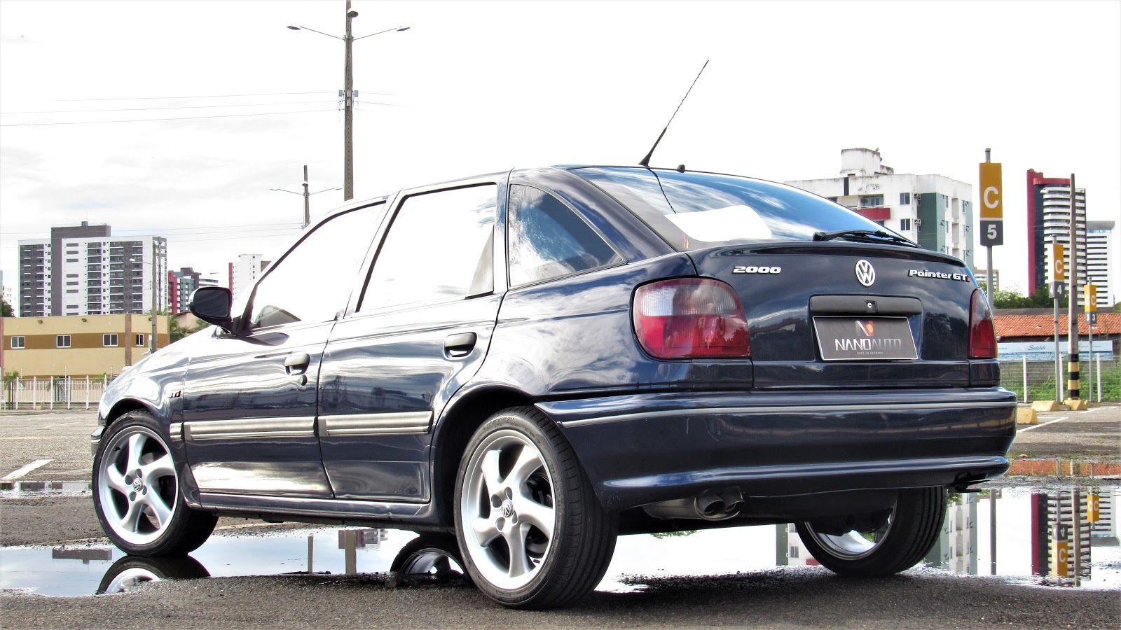 A sensação de guiar o Volkswagen Pointer GTi 1996!