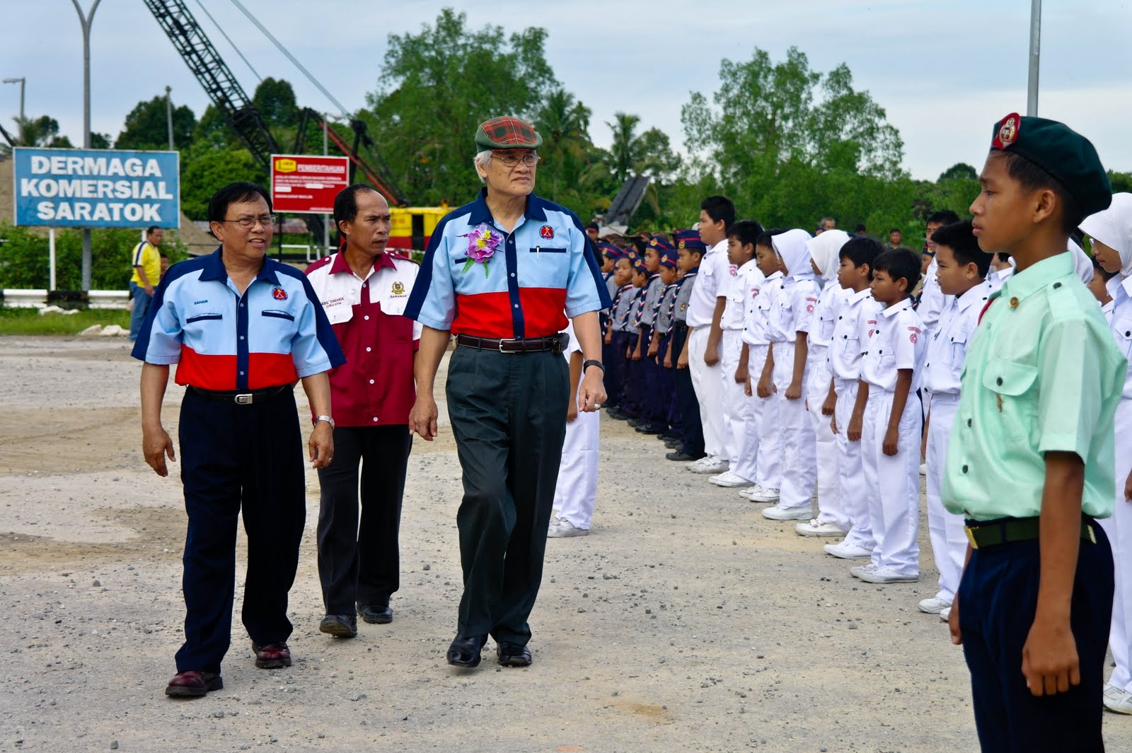 Arkib News Utusan Sarawak cawangan Sri Aman: SMK BM Saratok juara ...