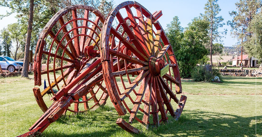 Artifactum ver@bilis Blog: große, rote Logging Wheels