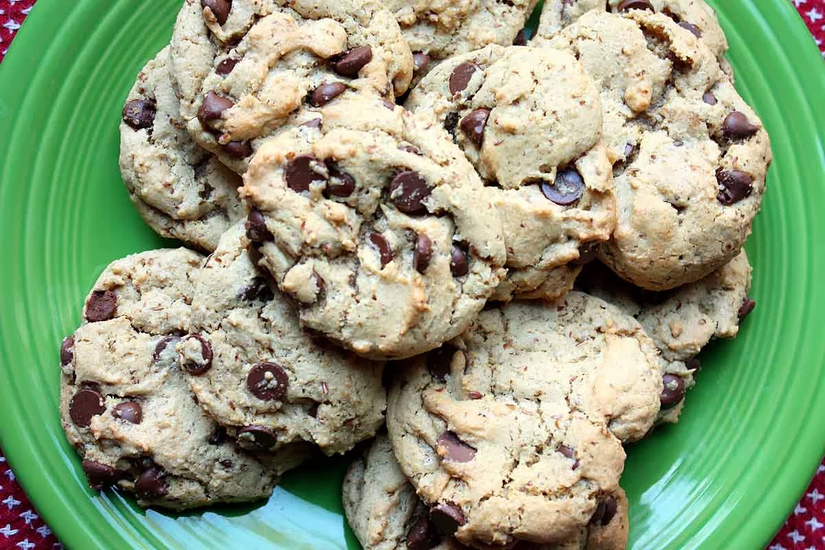 MooMama: Scratch & Grain All-Natural Cookie Kits with Organic Ingredients