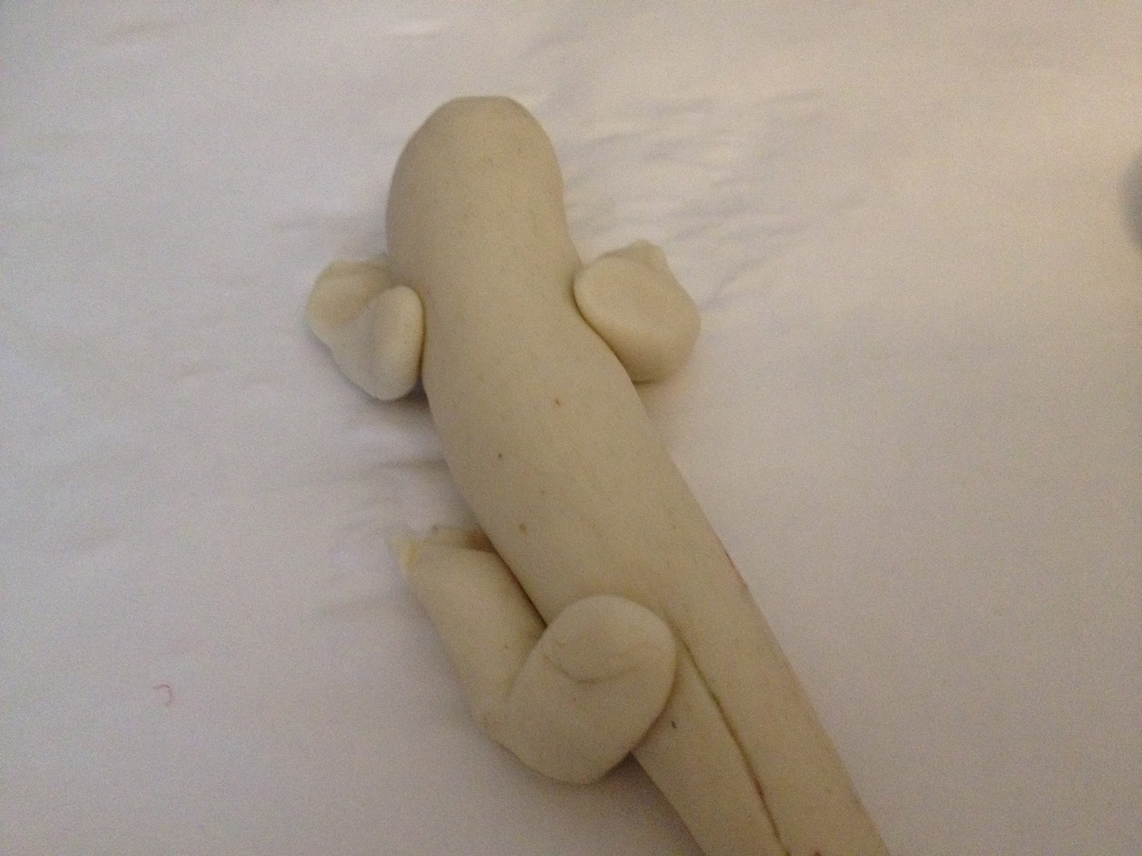 Artist Mummy: Glue sandwiches become little lizards!