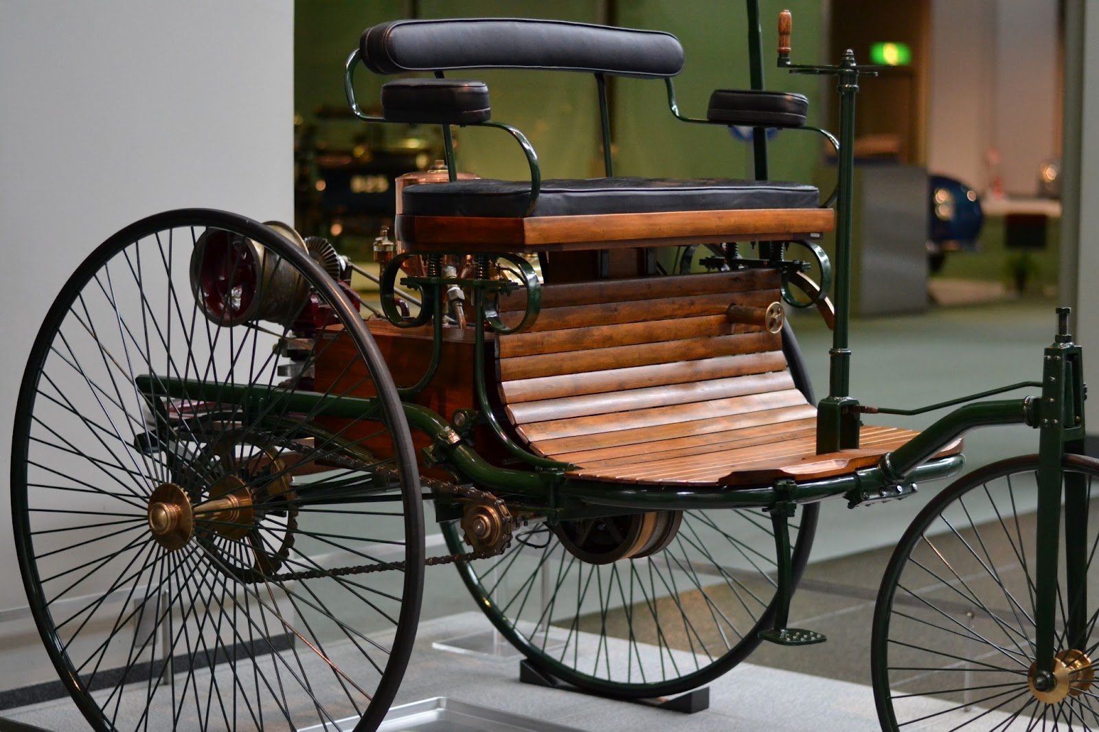 Victoria In Japan Land: Toyota Automobile Museum: Nagakute, Japan ...