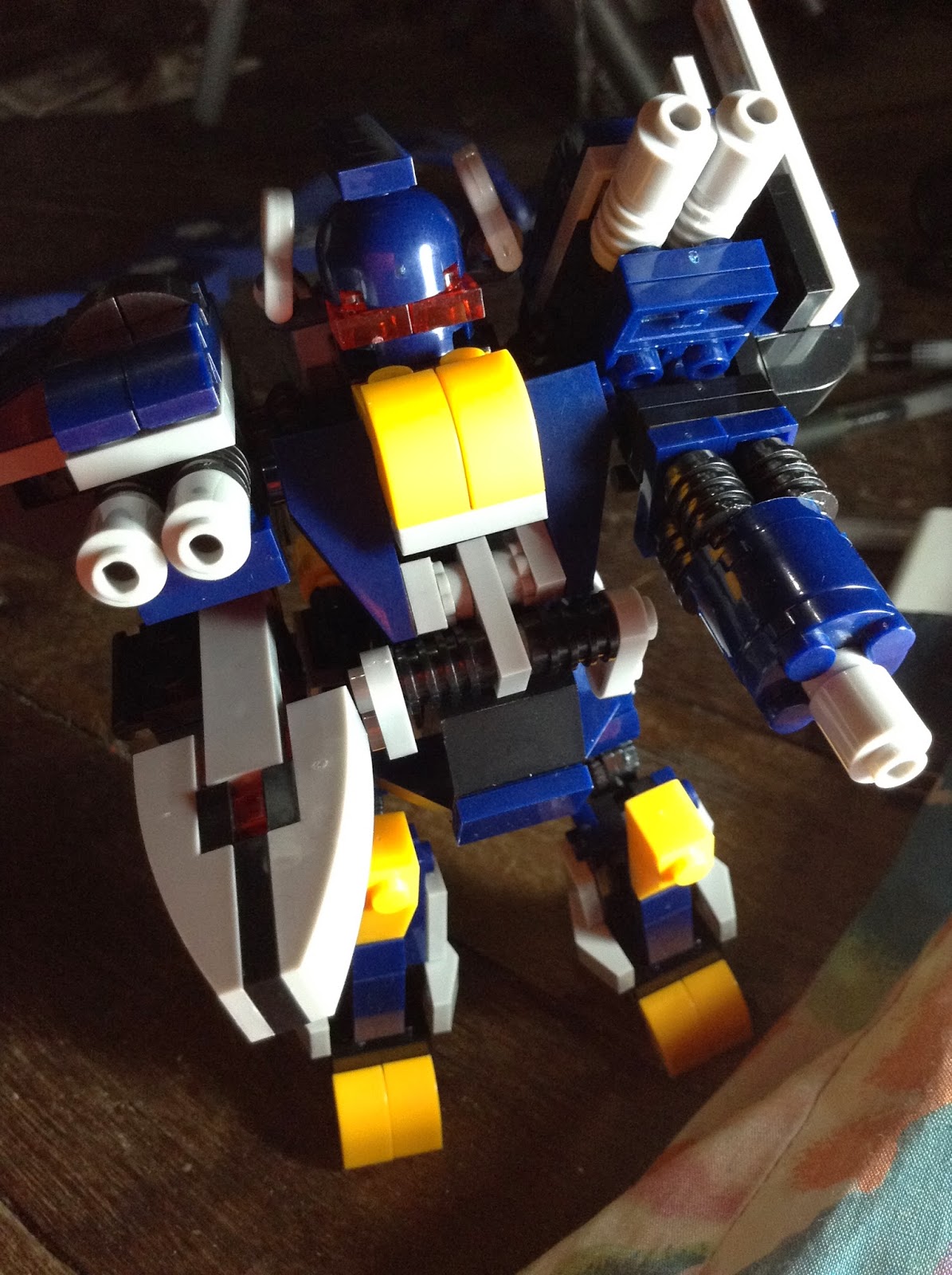 Taleweaver's Brick Stories: Mecha Toys: Review: Sluban M38-83387 ...
