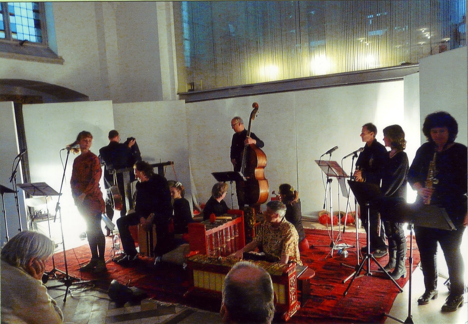 Regional ancestry bands