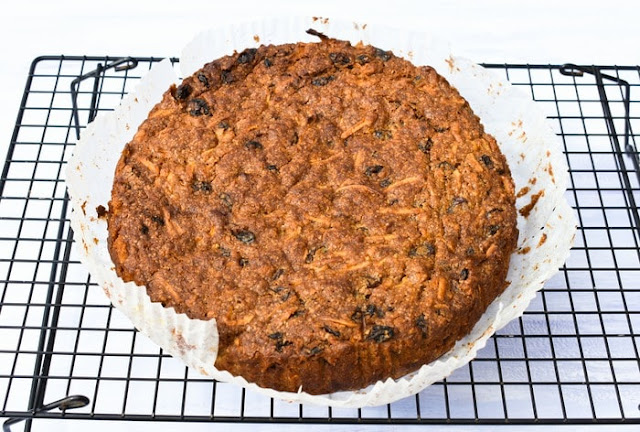 Red Apple & Treacle Fruit Cake | Tinned Tomatoes