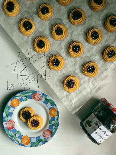 Resepi 342 : Biskut Butter Jem Raspberry yang MUDAH! - Cair dimulut!