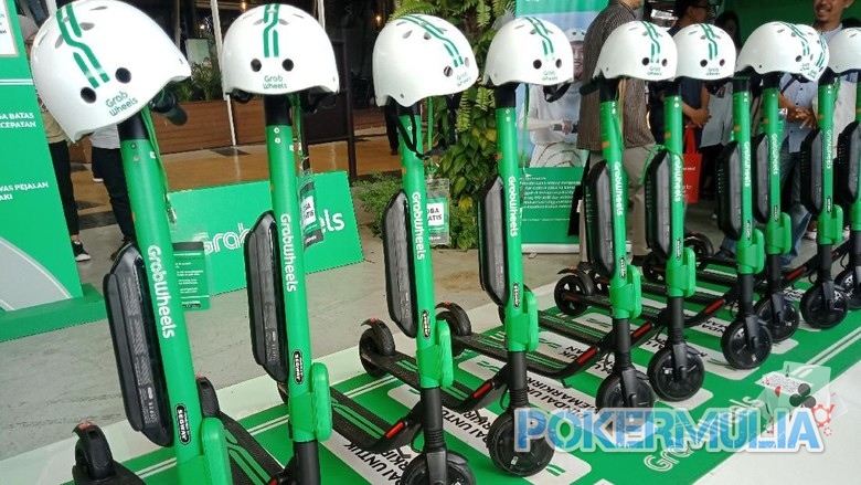 Keluarga Korban Tabrak Lari Grabwheels Minta Keadilan ke Jokowi dan Kapolri - Berita Terbaru seDunia