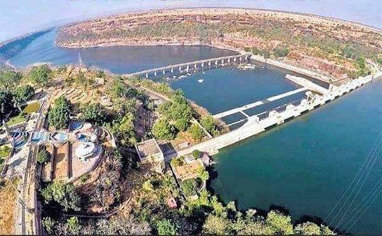 Vs Banna: Top Places to Visit in Mandsaur | Mandsaur Tourism