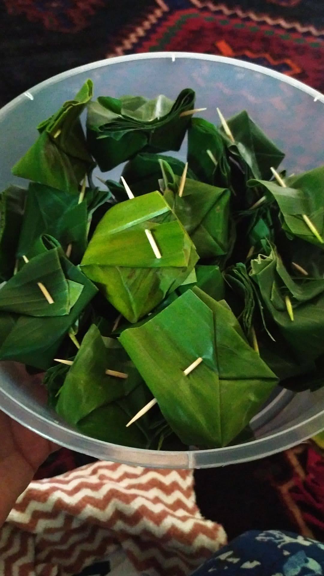 Yan's Family, Frens, Travel, And Food Journal: Tapai Pulut Daun Pisang ...