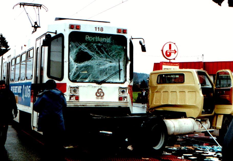 RANTINGS OF A FORMER TRIMET BUS DRIVER: Trimet MAX blast from the past