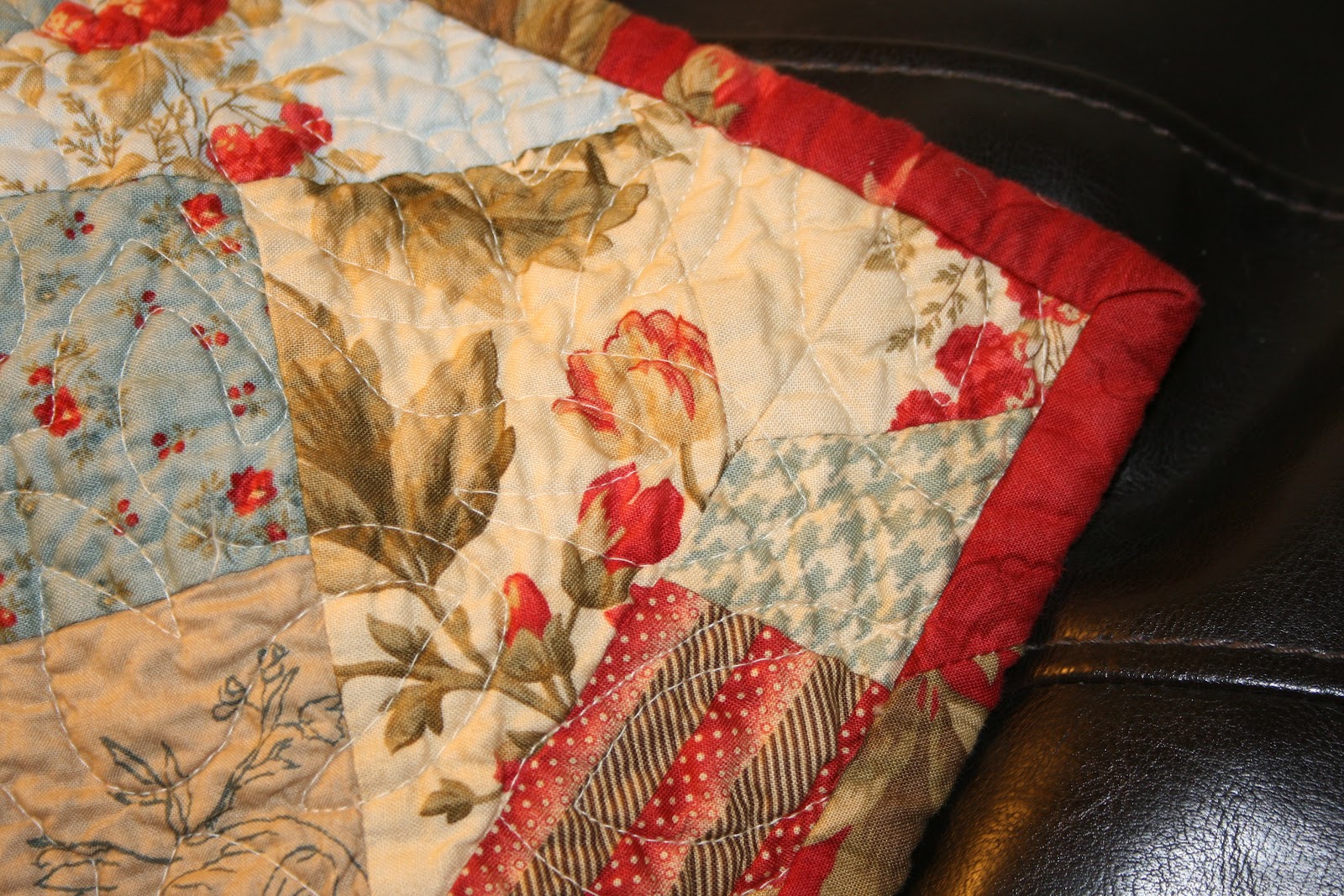 The Tulip Patch: Finish: Friendship Braid Quilt!!