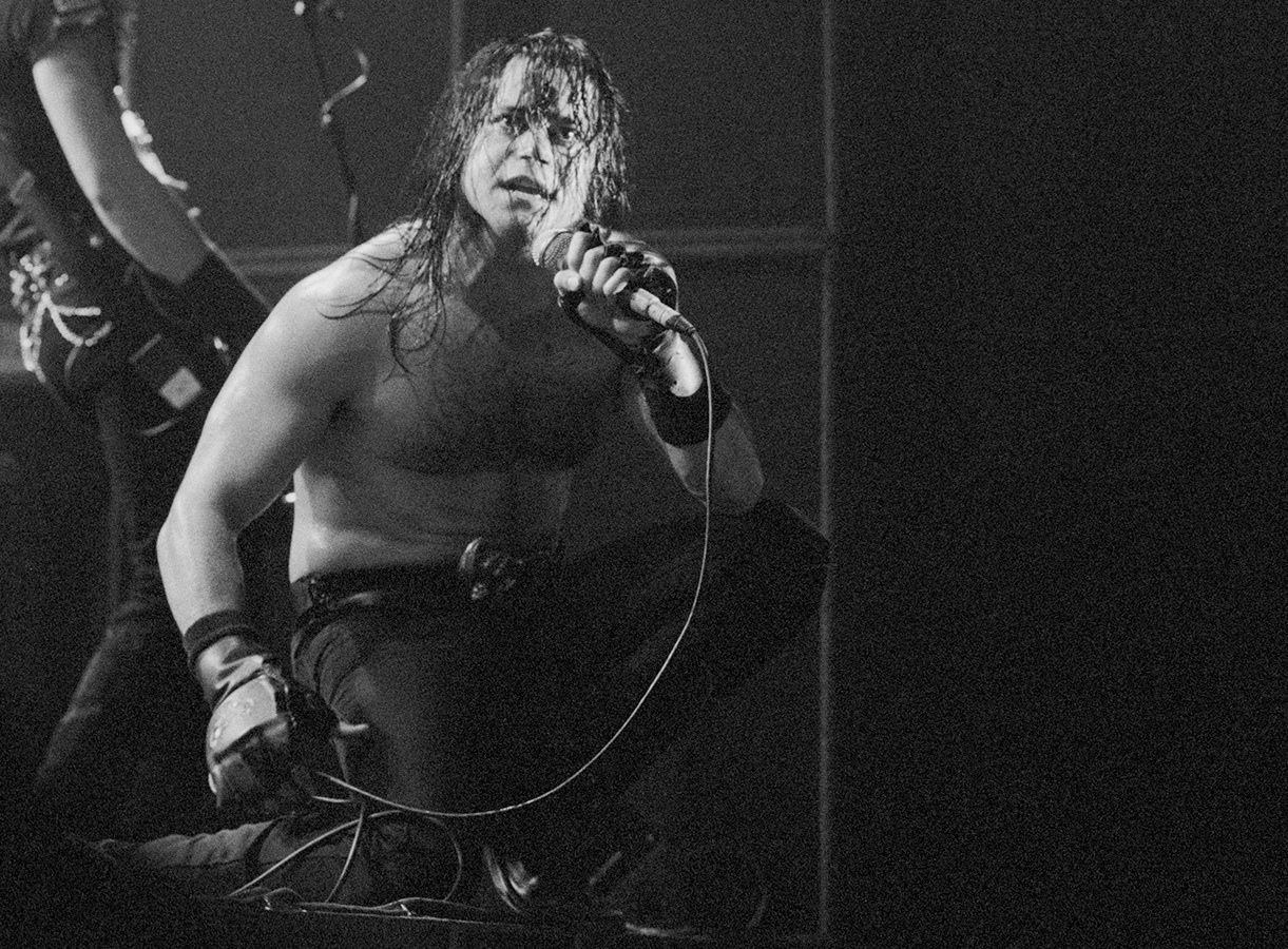 Nieto Ni Lo Otro, De Todo Un Poco: Glenn Danzig le puso fecha al ...