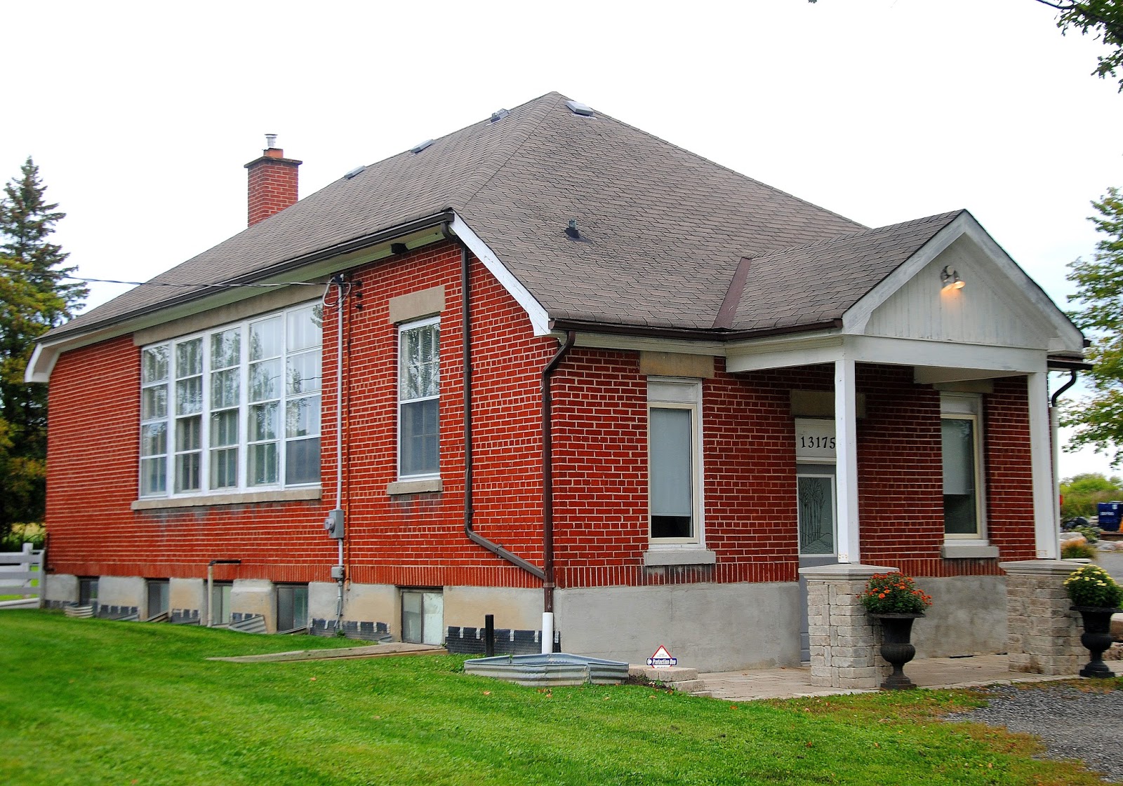 Camera on King & Aurora : Strange School days remembered at Laskay Hall