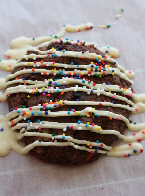 Cookie Crazed Mama: Birthday Crumb Chocolate Cookies