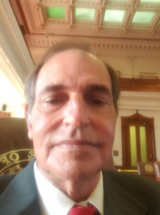 EL RRUN RRUN: OUR MAN IN AUSTIN: TAD HASSE CASTS HIS VOTE FOR TRUMP