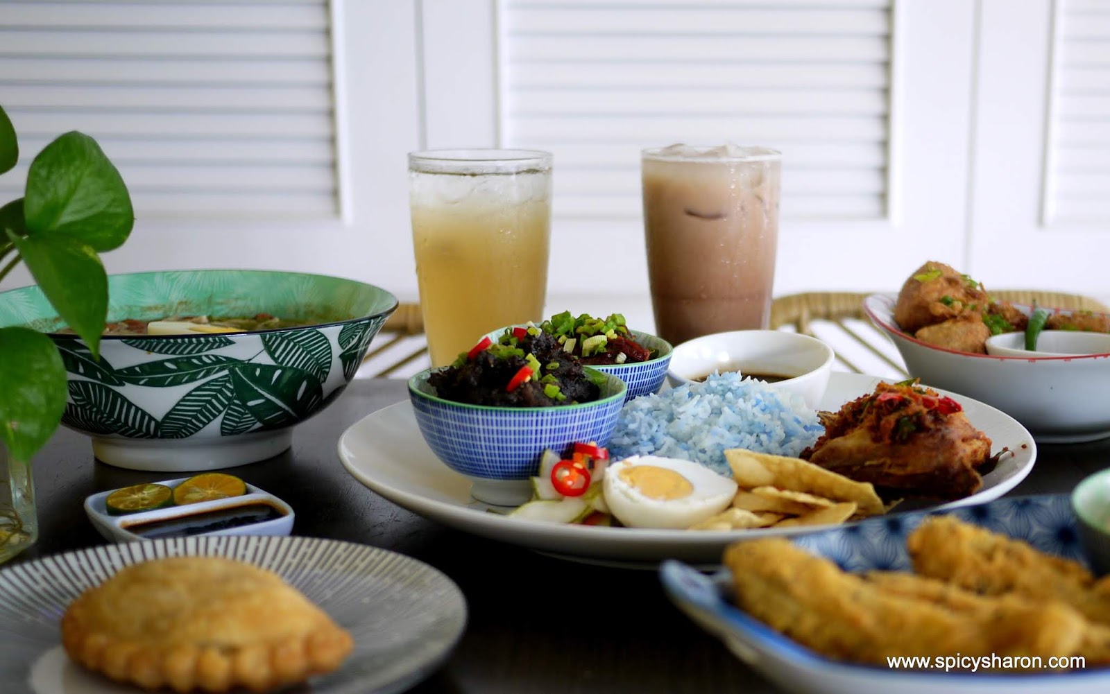 Ahh-Yum By Kampong Kravers @ Bukit Damansara KL - Spicy Sharon - A ...