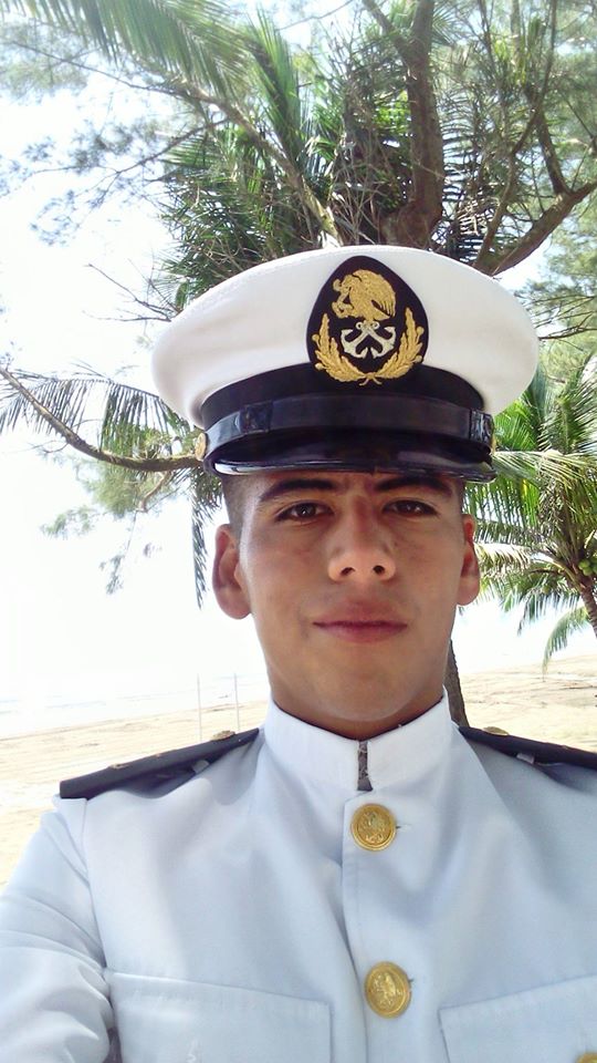 LUIS MANUEL PÉREZ REYES: Precentación