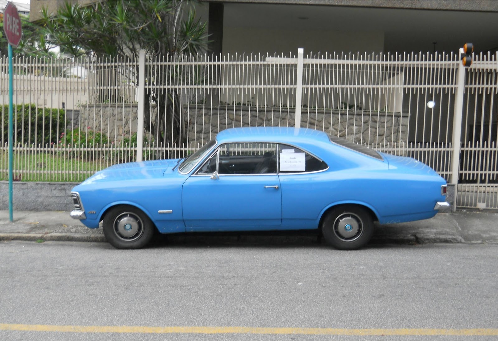 Registros Automotivos do Cotidiano: Chevrolet Opala Gran Luxo Cupê 1972