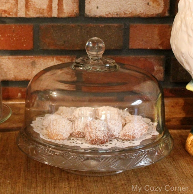My Cozy Corner: All About Autumn in a Cloche