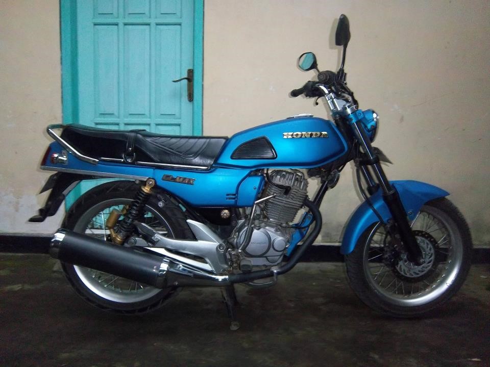 MODIFIKASI MOTOR LENGKAP BERBAGAI JENIS DAN MEREK - SUPERMOTO INDONESIA