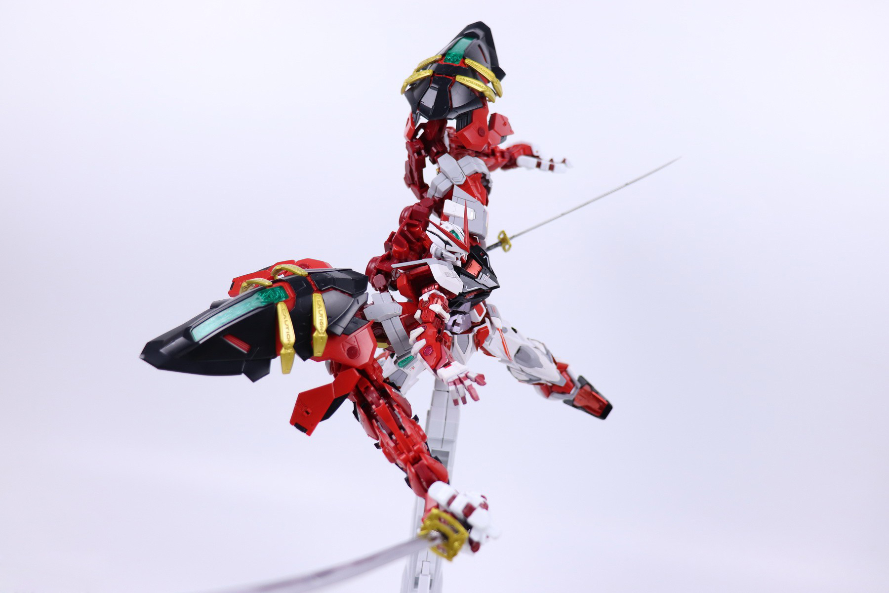 Review Daban 8814 MG 1/100 Gundam Astray Red Frame Powered Red Arm ...