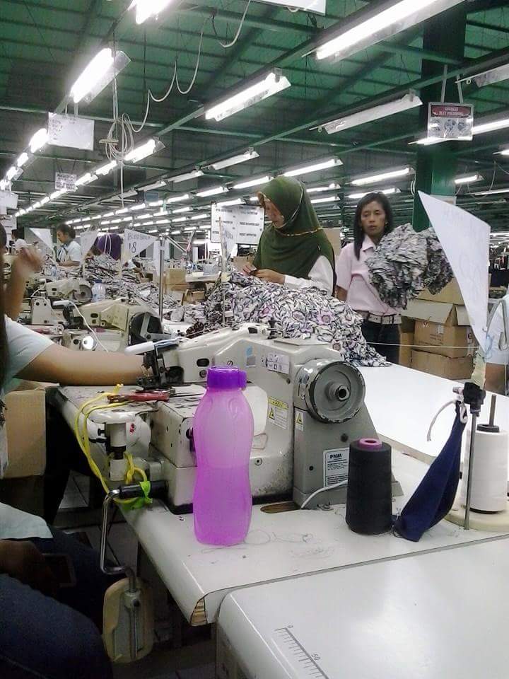 Karir di industri garment