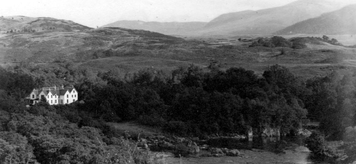 Tour Scotland: Old Photograph Tor Castle Scotland