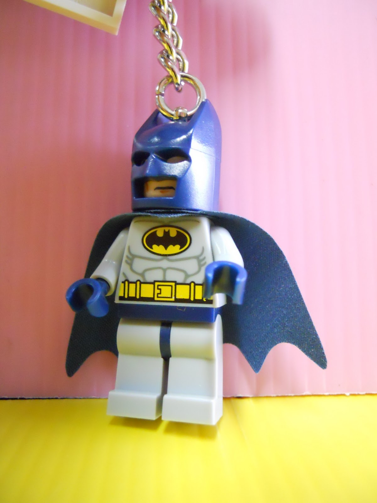 Dexters Diecasts (DexDC): Lego Super Heroes Keychain ~ BATMAN