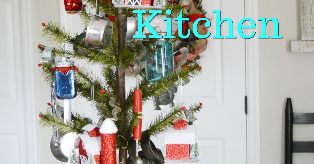 Blue Ribbon Kitchen: Kitchen Christmas Tree