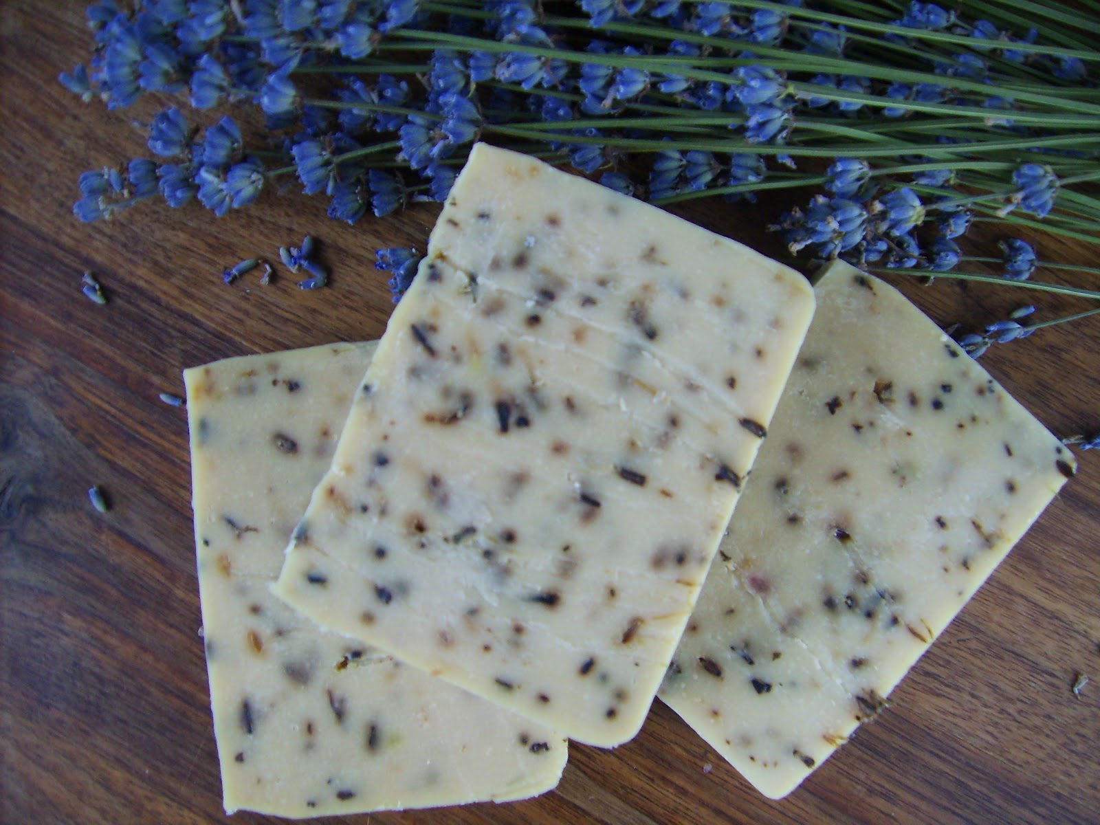 Apafai kis manufaktúránk mindennapjai: Szappanok