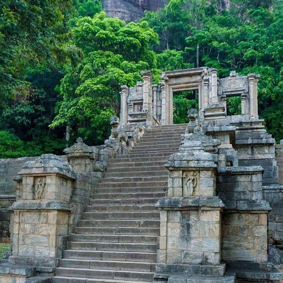 The Holiday and Travel Magazine: The Ancient Yapahuwa Kingdom in Sri Lanka