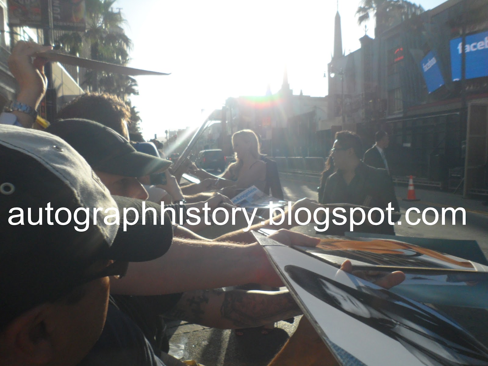 Will The Autograph Guy: Rock of Ages Premiere w Tom Cruise, Malin ...
