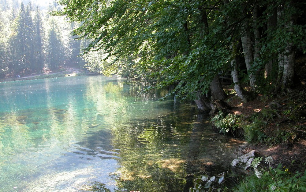 Fiumidiparole: IL LAGO INCANTATO