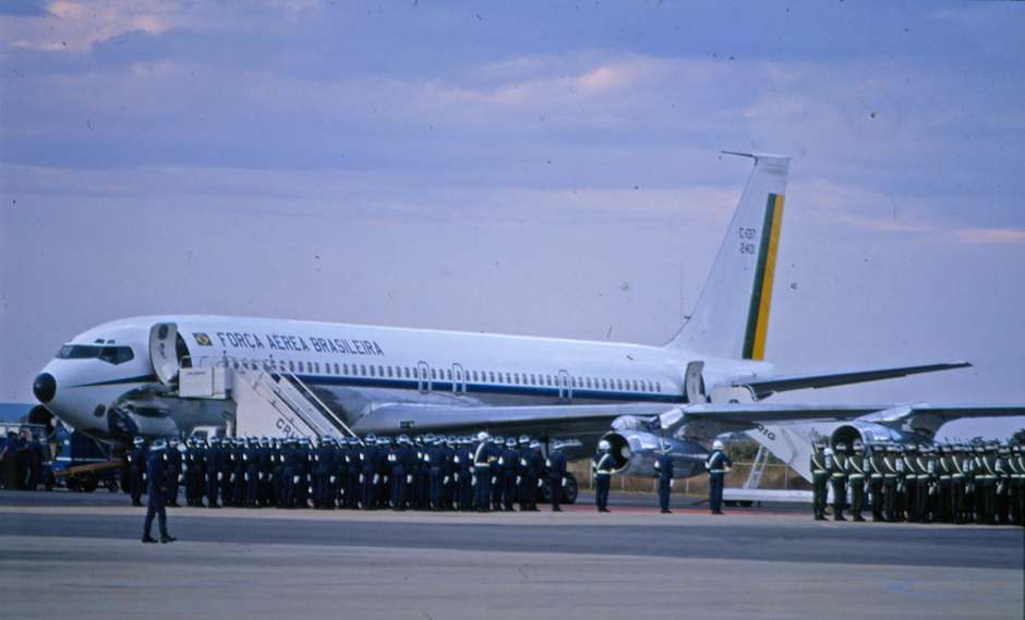 BOEING 707-220