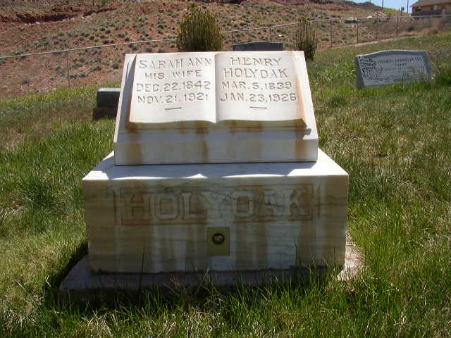 William Robb and Helen Bell: Henry Holyoak and Sarah Ann Robinson