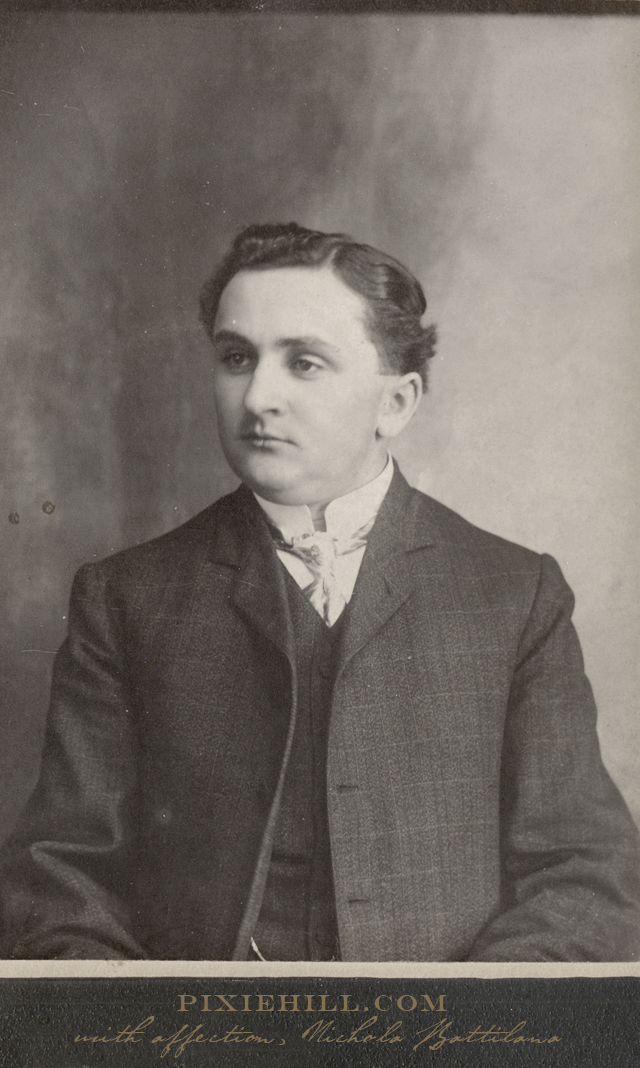 Pixie Hill: September 2015