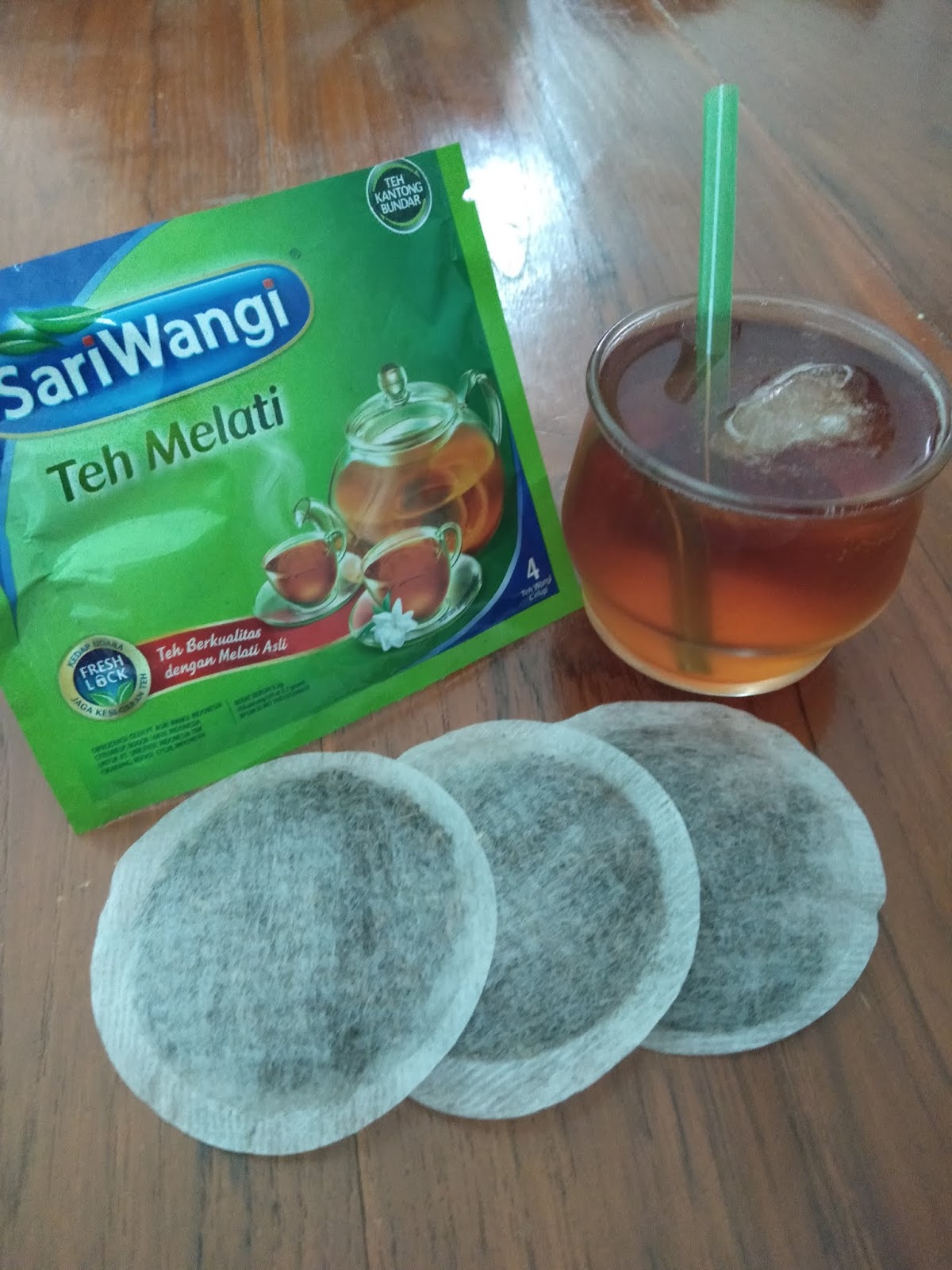 Es Teh Minuman Sejuta Umat - Catatan Smart Mom