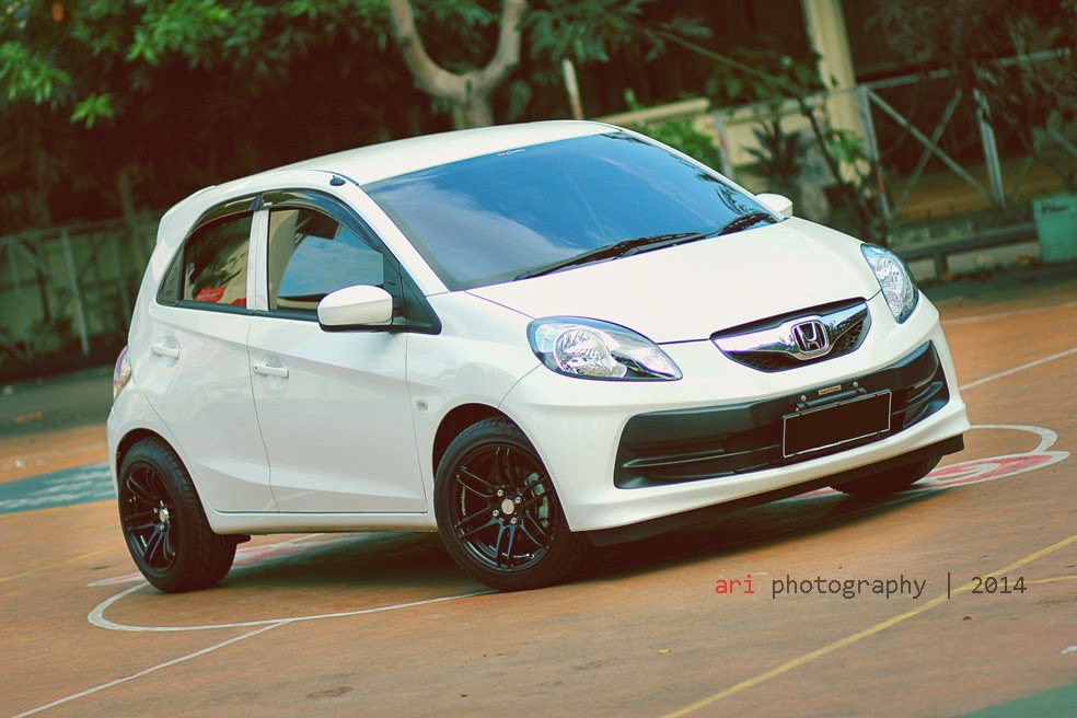 Modifikasi Body Kit Honda Brio Racing ~ NEWEST CAR AUTO MODIF