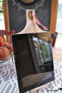 How to Make a DIY Kitchen Ipad Stand