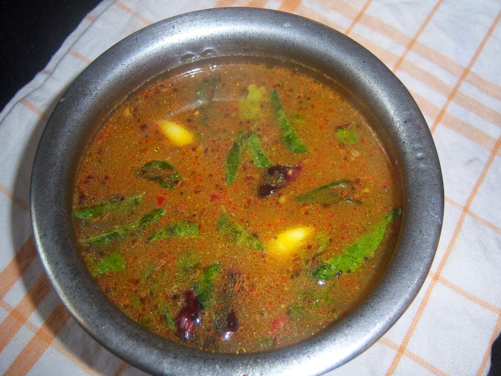 Vellulli Charu -- Garlic Rasam - another variety - E.A.T. easyvegrecipes