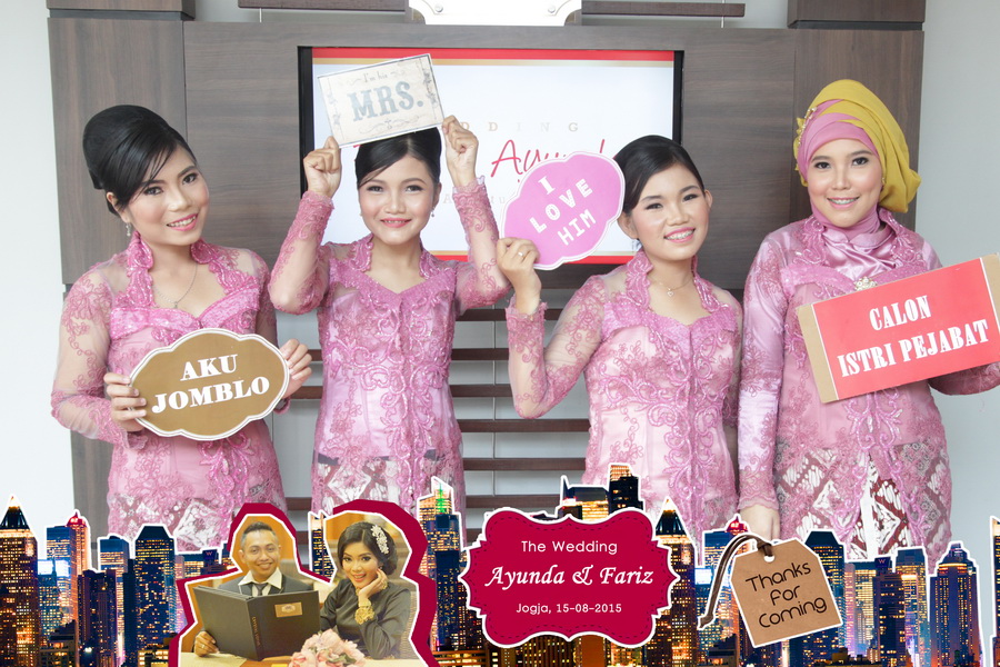 Gambar Photobooth Pernikahan di Jogja | Photo Booth Pernikahan