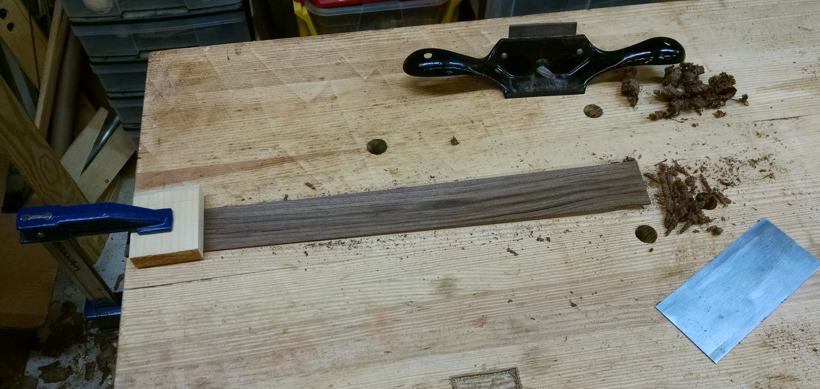 Close Grain: Greenish Luthiery