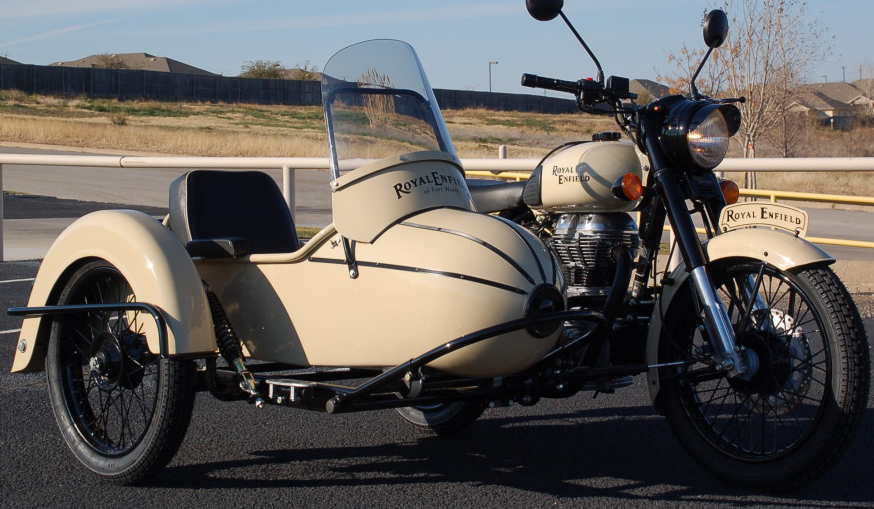 RoyalEnfields.com: Custom color looks vintage on Royal Enfield and sidecar