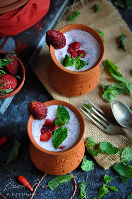 Spicy Strawberry Ghol | Doi er Ghol | Bengali Lassi Recipe | Strawberry ...