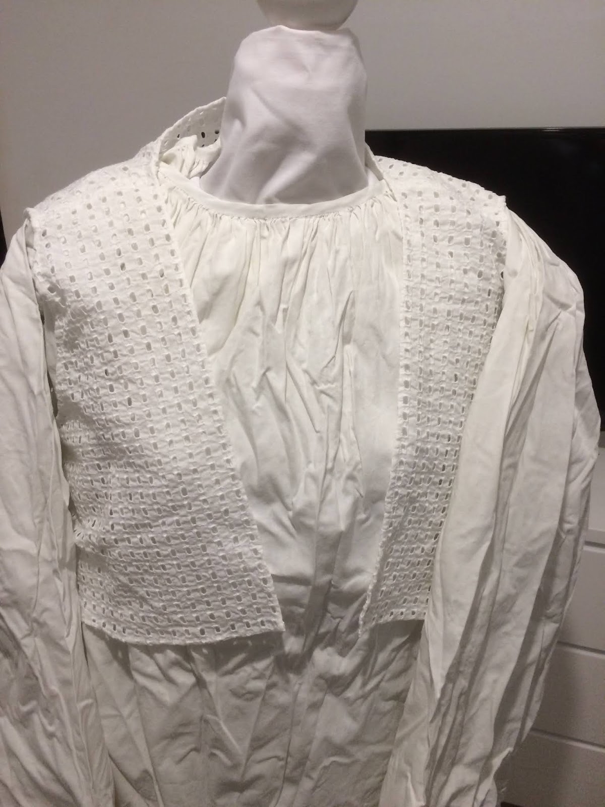 Broider Me 'Bethan: White Partlet (Complete)