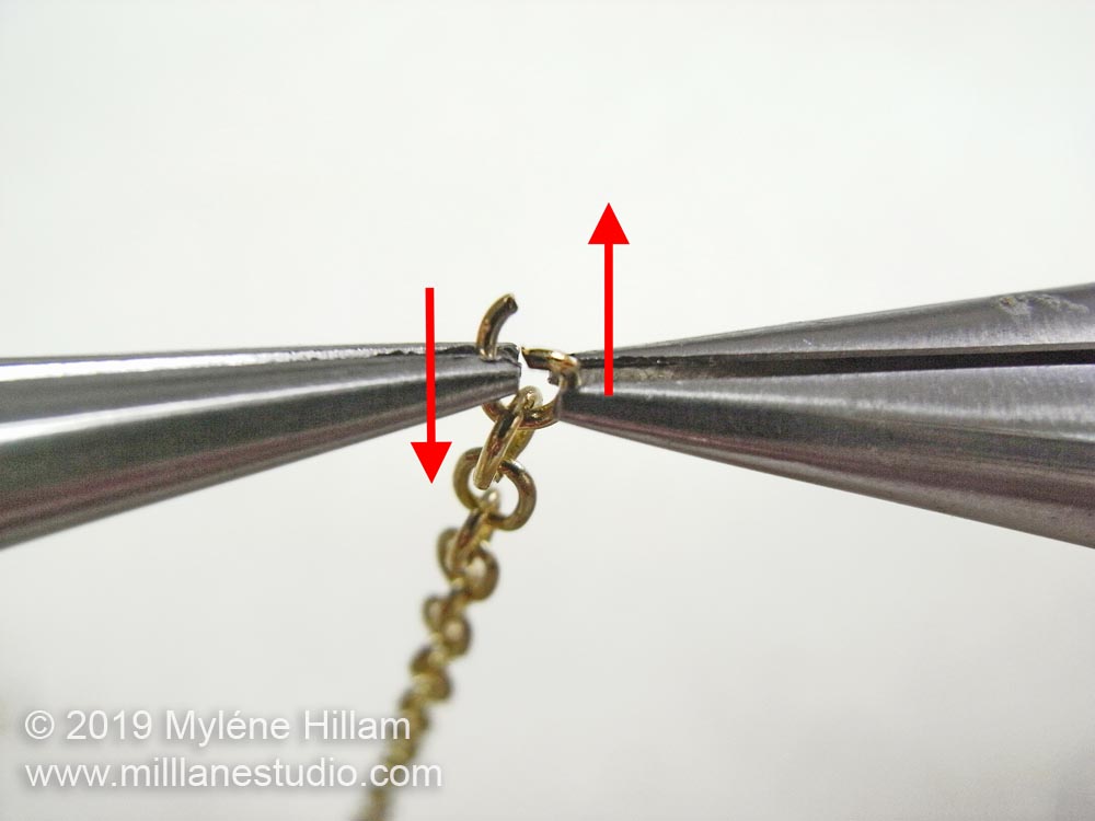 How to Separate Chain Links | Mill Lane Studio