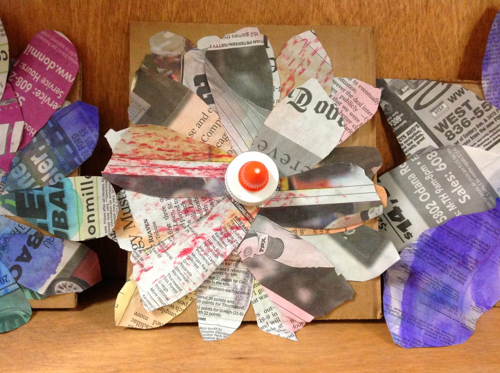The Artsy Fartsy Art Room: Kindergarten Recycled Flowers