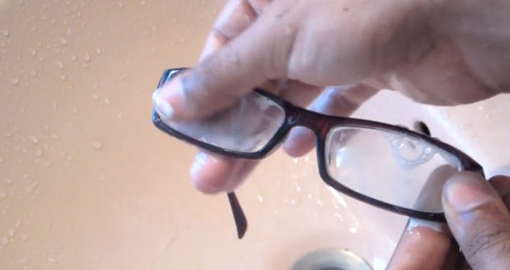 Easiest ways to clean your sunglasses & eyeglasses - Ray-Ban